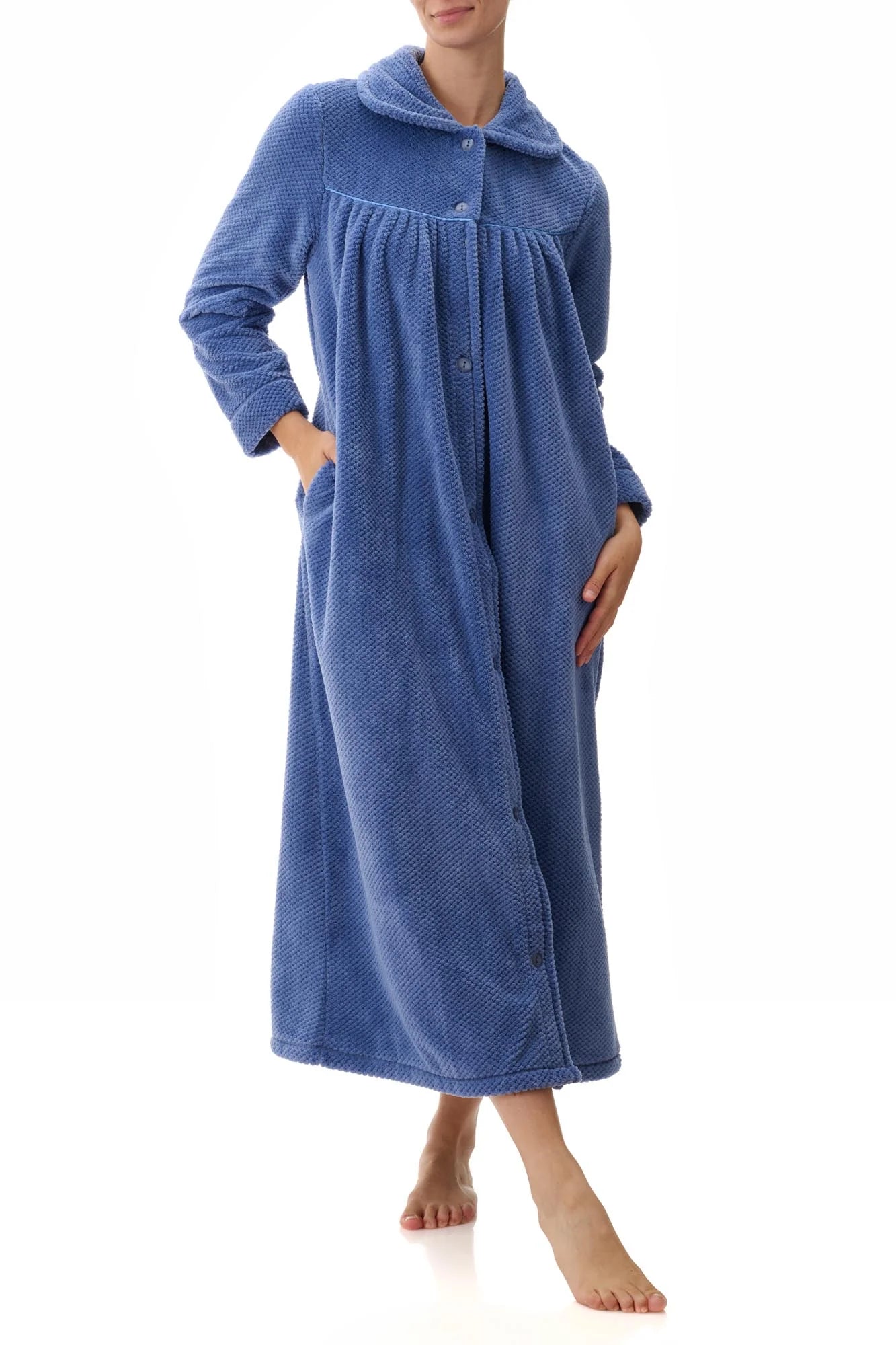 Givoni Long Button Gown – Sole Merchant Wynyard